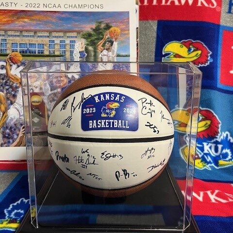 Basketball Products | Jayhawk Autographs | Signed Memorabilia